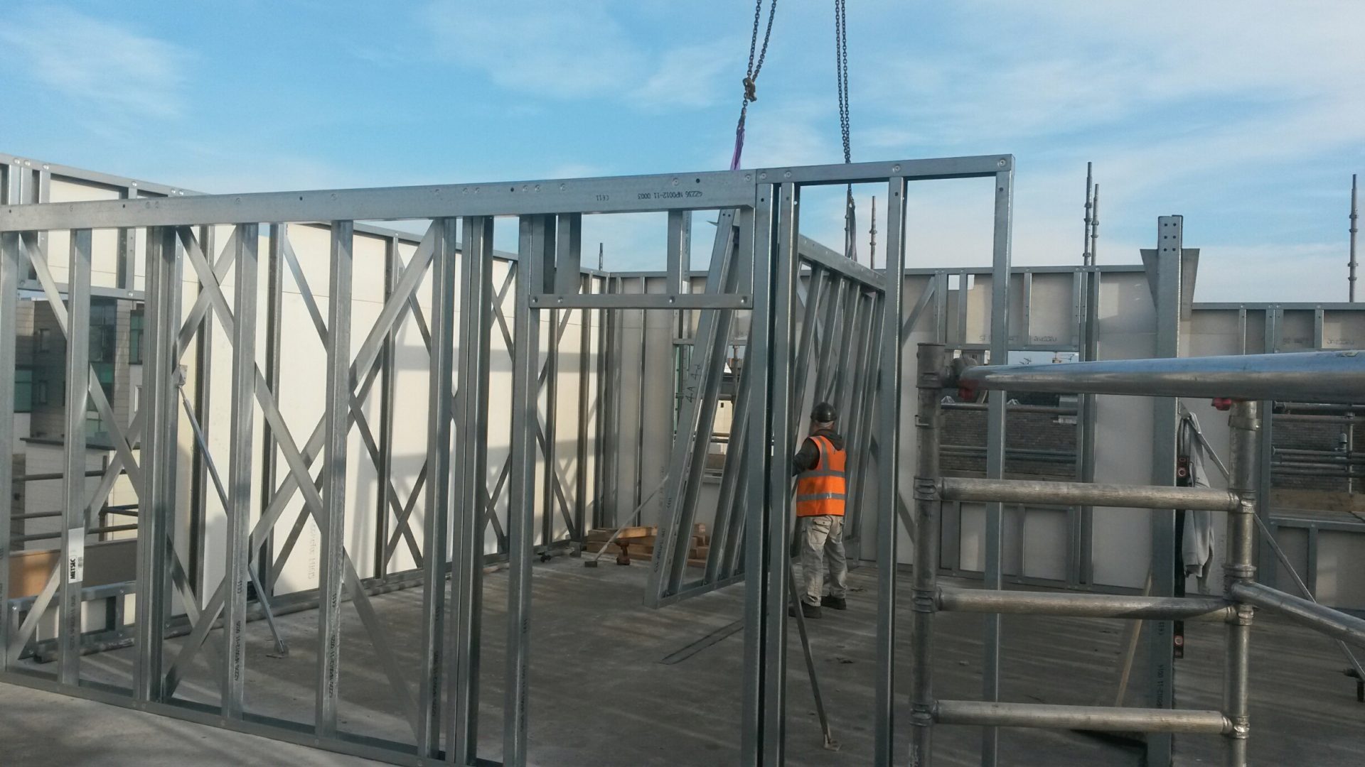 The Metframe Process | Veitchi Frame